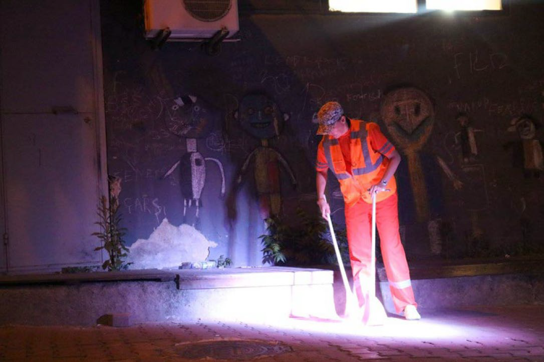 Garbage and Care in Public Spaces. Discovering the Art and Politics of ...